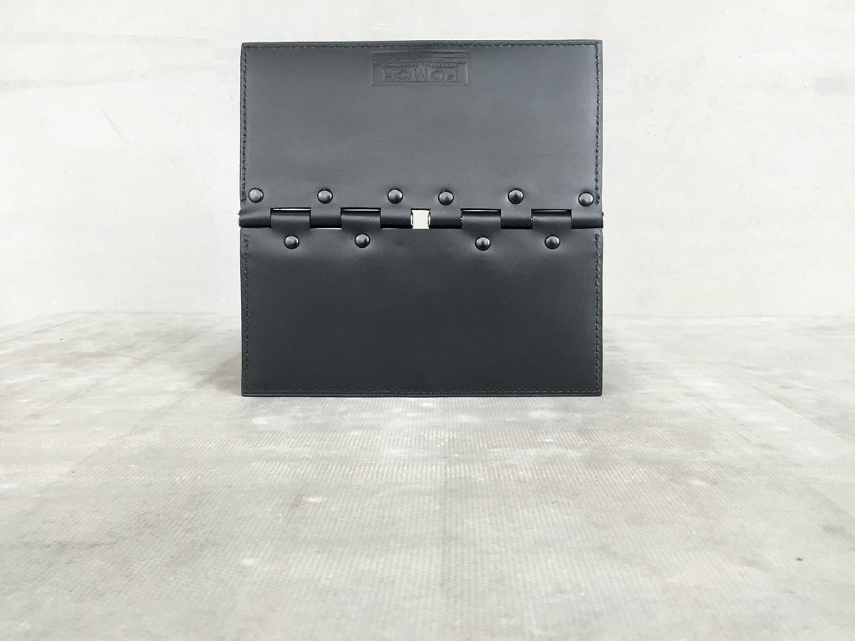 LONG HINGE WALLET – POMCH